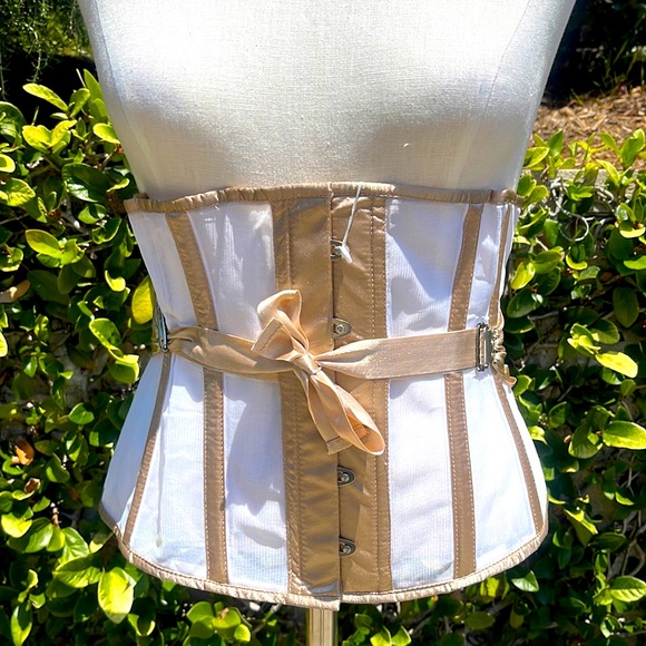 Corset Story | Intimates & Sleepwear | New Corset Story Fan Lacing ...